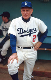 How Gussie Busch botched plot to hire Leo Durocher | RetroSimba